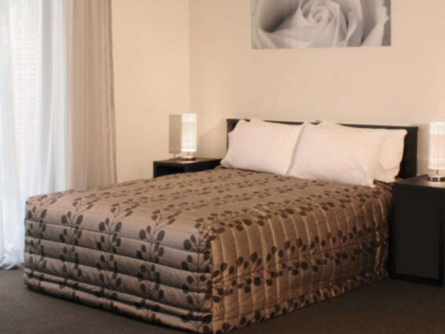 Accommodation - The Bush Inn